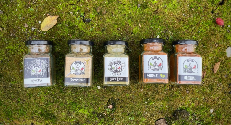 Kuchnia Kwasiora Sklep > Zestaw Przypraw KK w Słoiczkach